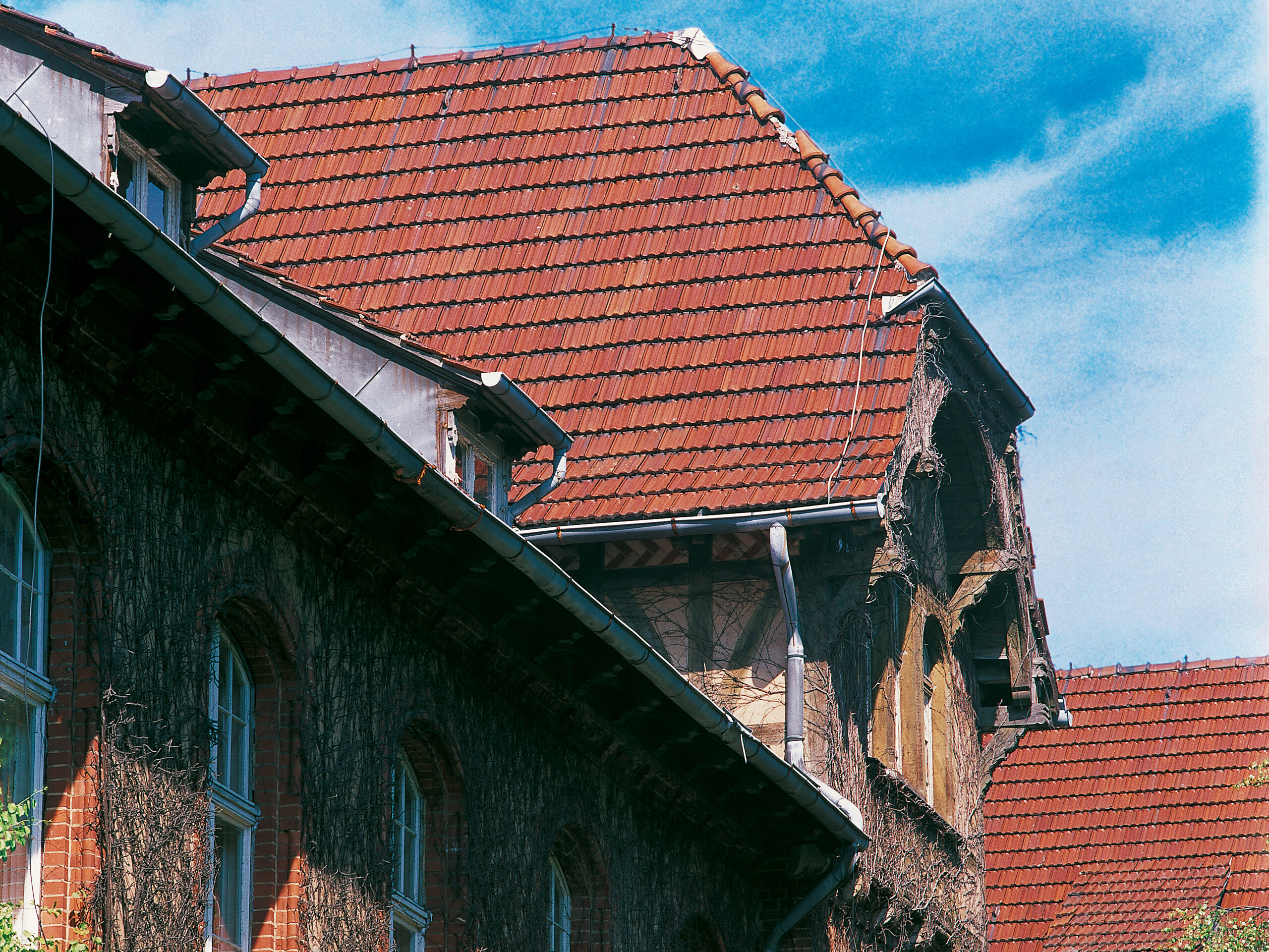 Why a pitched roof - New building - Your roof - CREATON